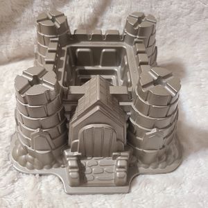 Nordic Ware | Kitchen | Nordic Ware Castle Cup Bundt Cake Pan Castle ...
